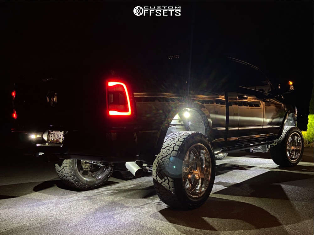2020 Ram 2500 with 24x12 -50 Fuel Forged Ff09 and 37/13.5R24 Nitto ...