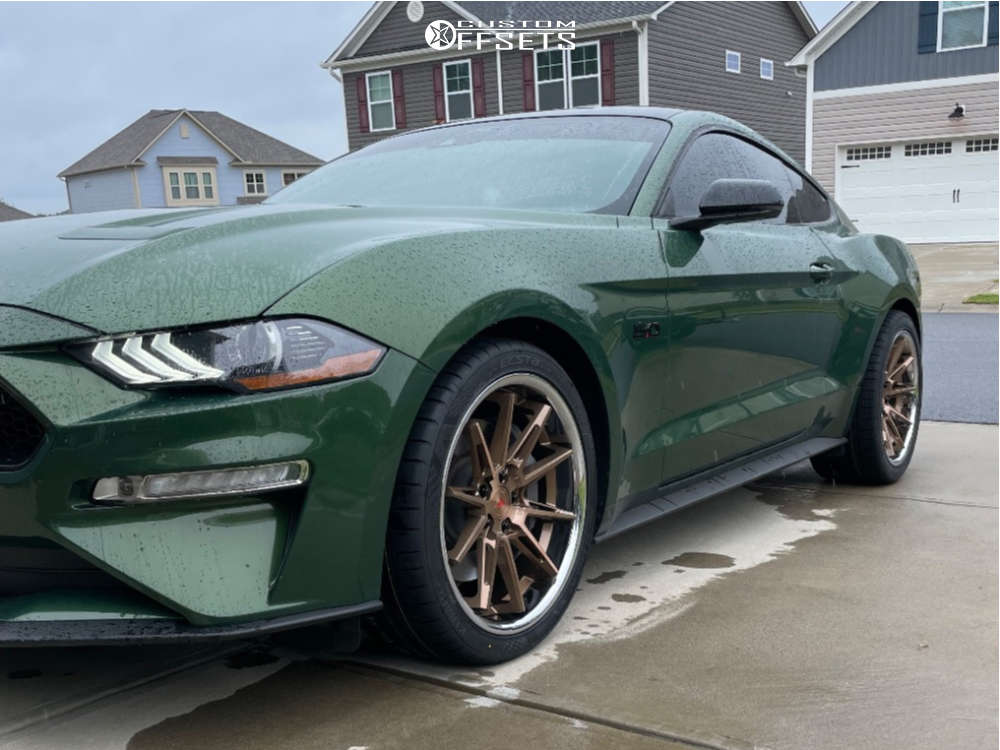 2022 Ford Mustang with 20x10 40 Ferrada Cm2 and 265/35R20 Kumho Ecsta ...