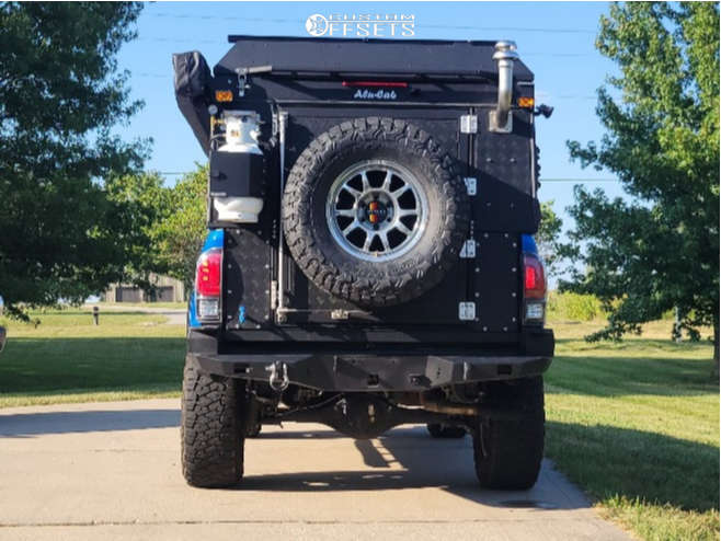 2019 Toyota Tacoma with 17x8.5 0 Method MR702 and 35/12.5R17 Toyo Tires ...