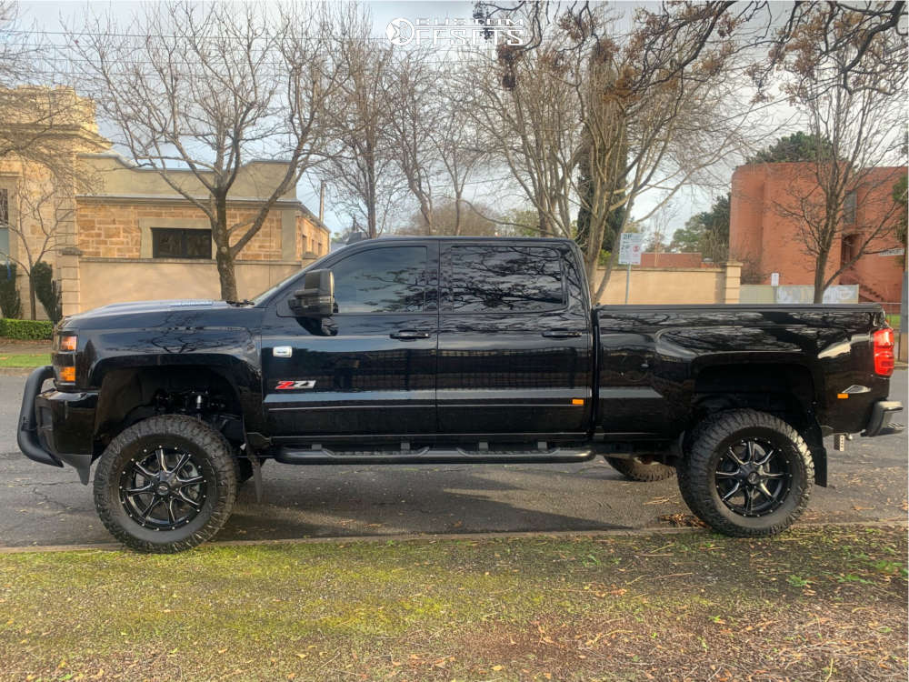 2018 Chevrolet Silverado 2500 HD with 20x9 18 Moto Metal MO970 and 35/ ...