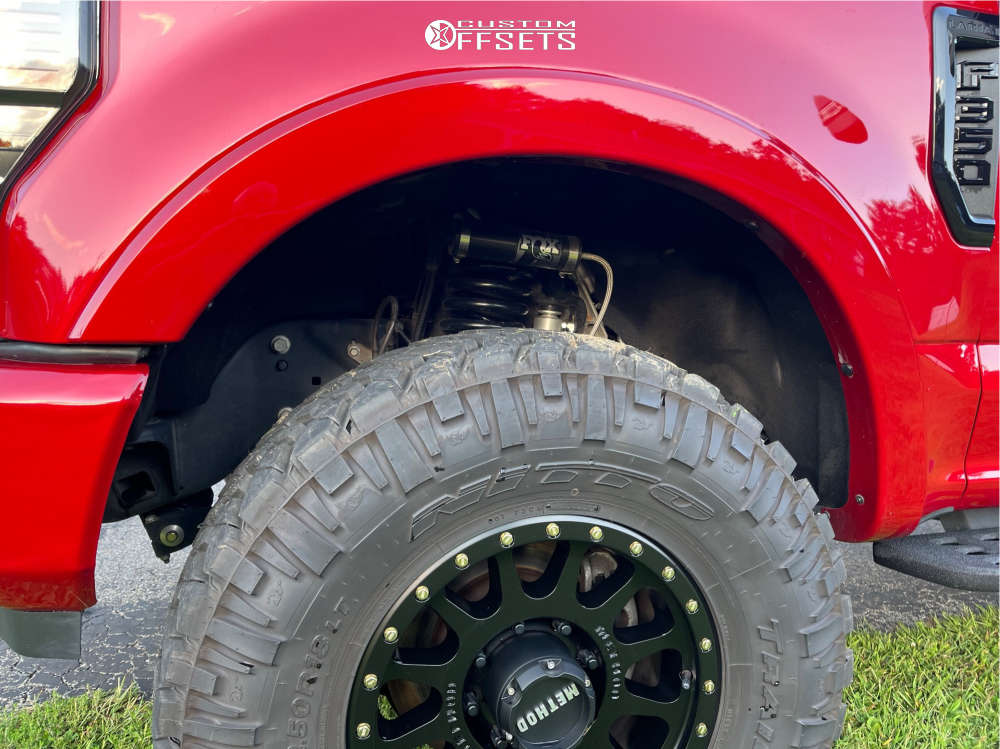 2022 Ford F-350 Super Duty with 18x9 18 Method MR305 and 37/12.5R18 ...