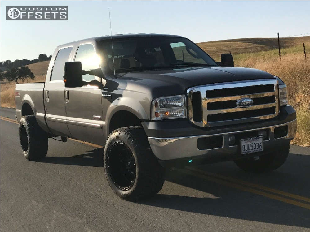 2007 Ford F-250 Super Duty with 20x12 -44 Fuel Hostage and 305/55R20 ...