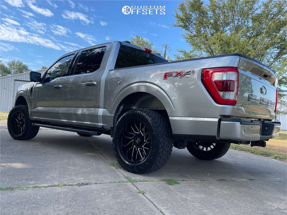 2022 Ford F-150 with 20x10 -25 ARKON OFF-ROAD Mandela and 33/12.5R20 ...