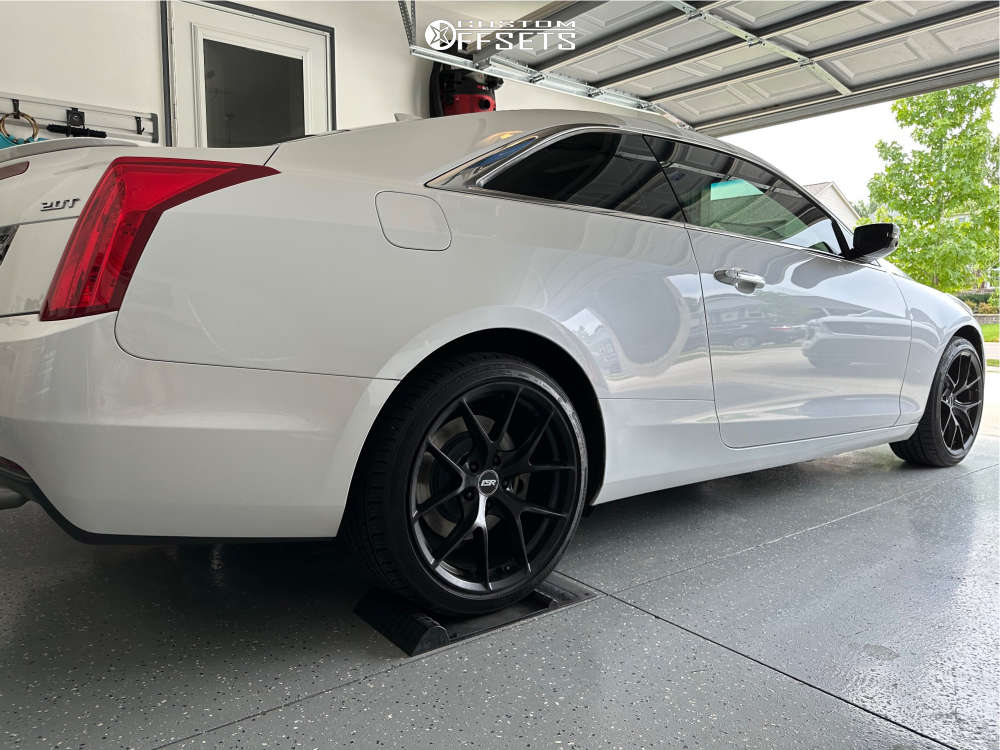 2018 Cadillac ATS with 18x8.5 30 ESR Rf2 and 225/40R18 Continental ...