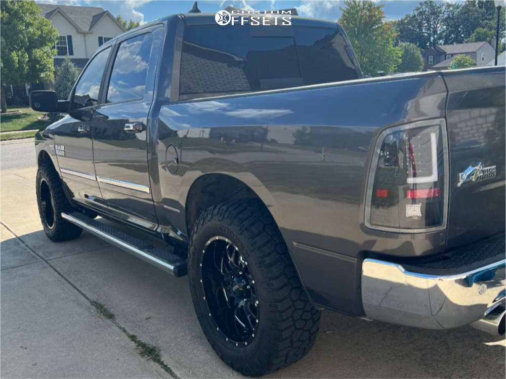 2014 Ram 1500 with 20x9 -12 Ultra Hunter and 275/65R20 Cooper ...