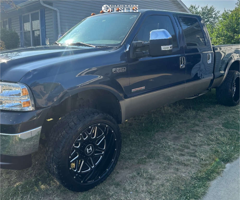 2003 Ford F-250 Super Duty with 22x12 -44 Hostile Sprocket and 33/12 ...
