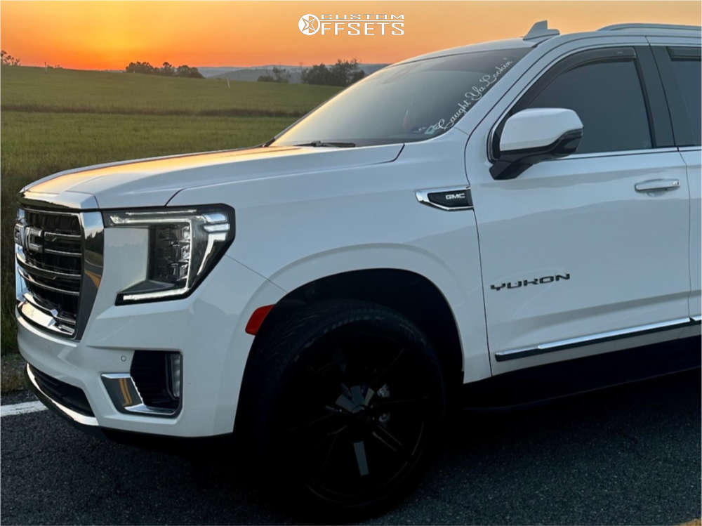 2021 GMC Yukon XL with 22x9.5 18 KMC Slide and 285/45R22 Lexani Lx ...