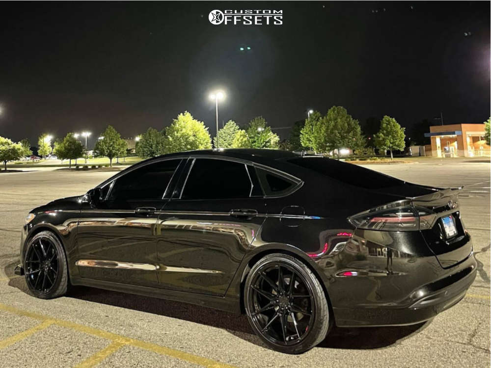 2013 Ford Fusion with 20x9 22 GWG HP1 and 245/45R20 Nitto Nt555 G2 and ...