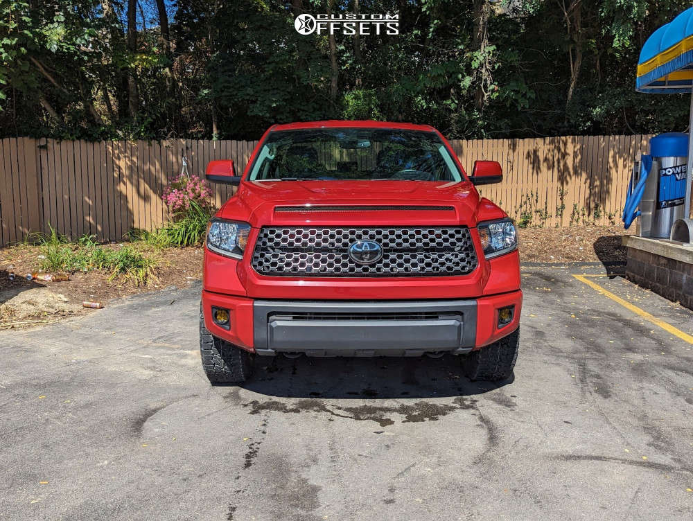 2020 Toyota Tundra with 18x9 25 Method Mr701 and 275/70R18 Falken ...