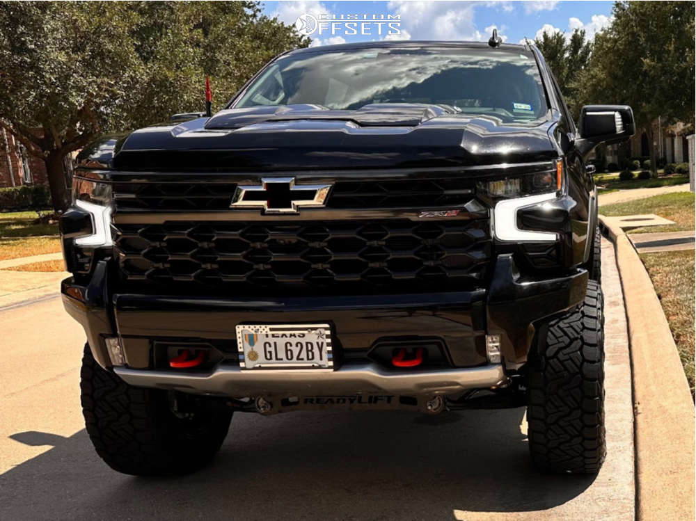2023 Chevrolet Silverado 1500 with 20x10 -18 Fuel Flame 6 and 35/12 ...