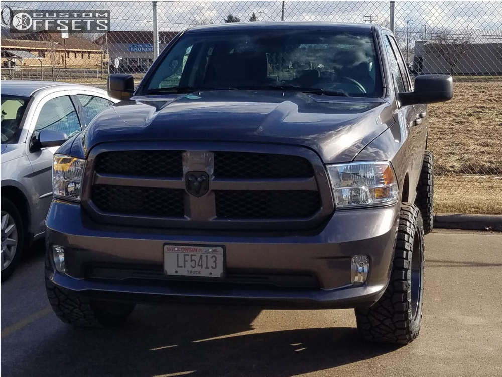 2016 Ram 1500 with 20x10 -25 Grid Gd01 and 33/12.5R20 Nitto Ridge ...