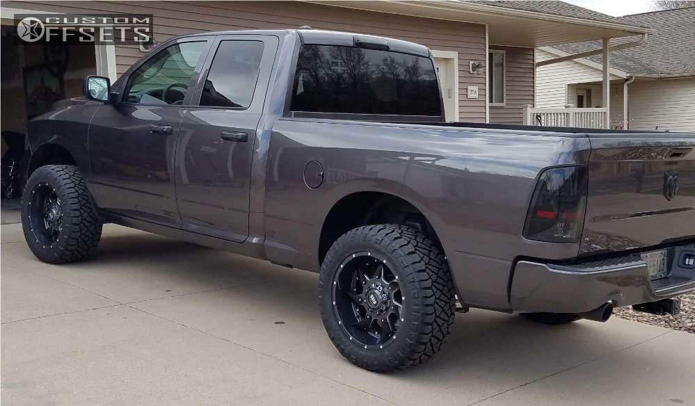 2016 Ram 1500 with 20x10 -25 Grid Gd01 and 33/12.5R20 Nitto Ridge ...