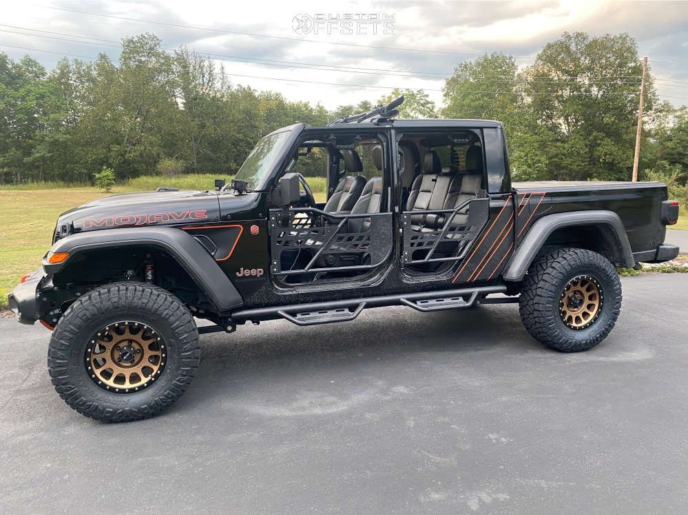 2021 Jeep Gladiator with 17x8.5 Method Mr305 and 35/12.5R17 Nitto Ridge ...