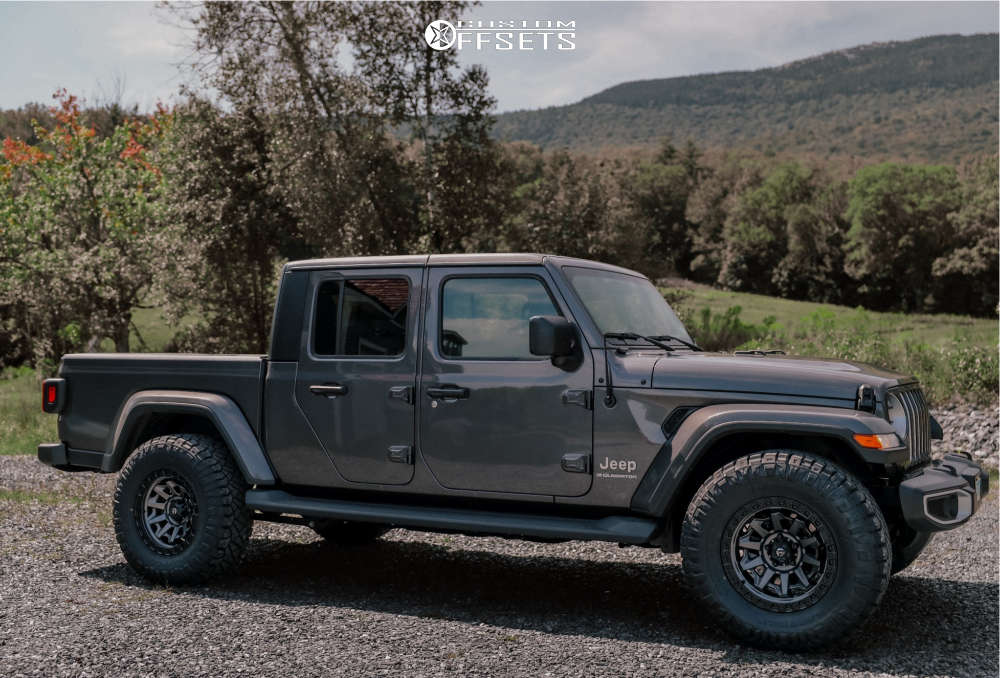 2023 Jeep Gladiator with 18x9 -12 Fuel Covert and 35/12.5R18 Nitto ...