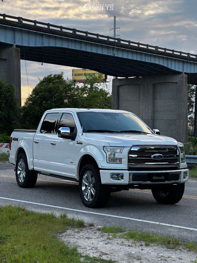 2015 Ford F-150 with 22x9 44 OE Performance 172 and 35/12.5R22 Tri-Ace ...