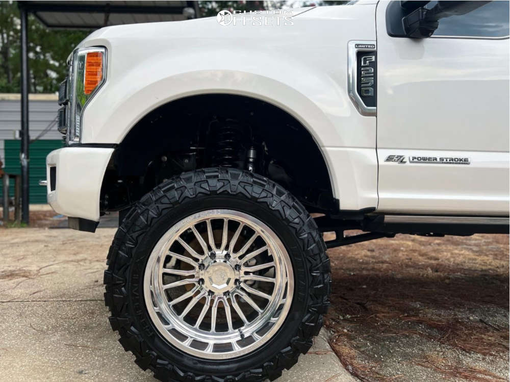 2019 Ford F-250 Super Duty with 22x12 -44 HD-PRO Forged Chnook and 37/ ...