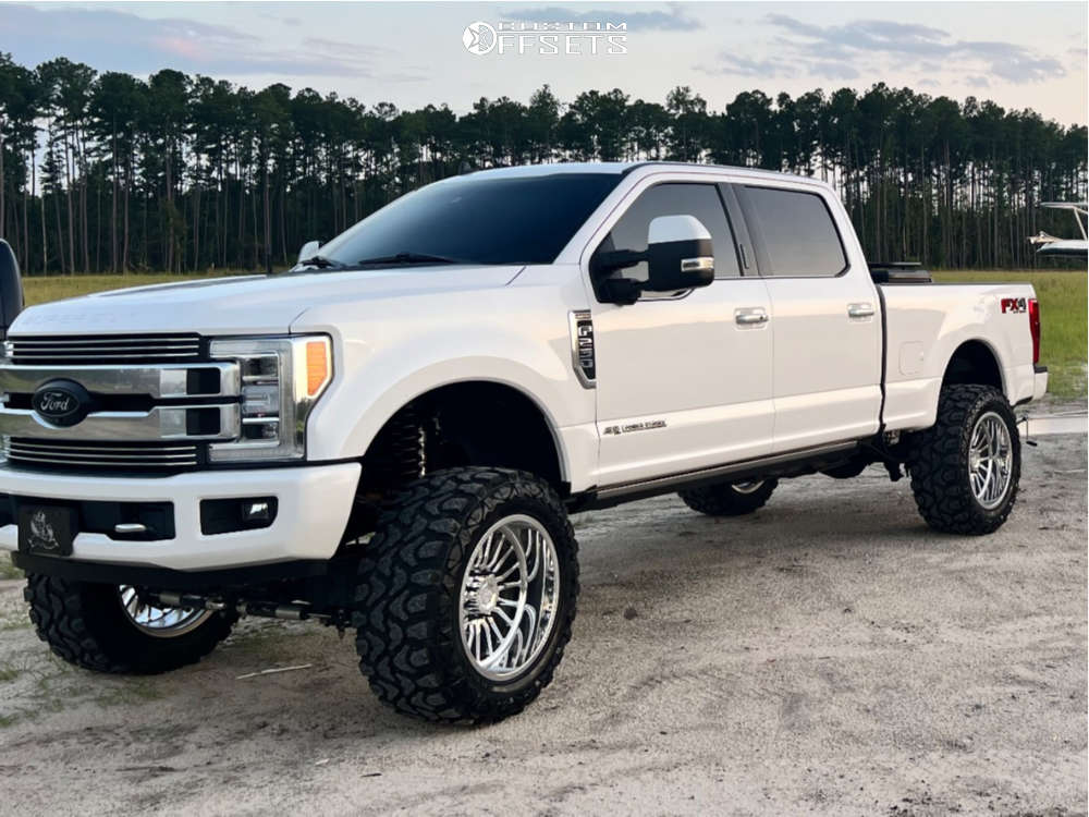 2019 Ford F-250 Super Duty with 22x12 -44 HD-PRO Forged Chnook and 37/ ...