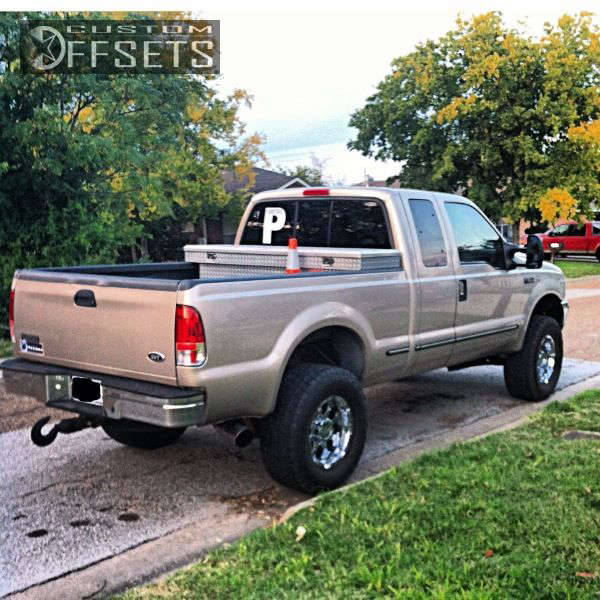 1999 Ford F-250 Super Duty with 18x9 -12 Moto Metal MO955 and 325/65R18 ...