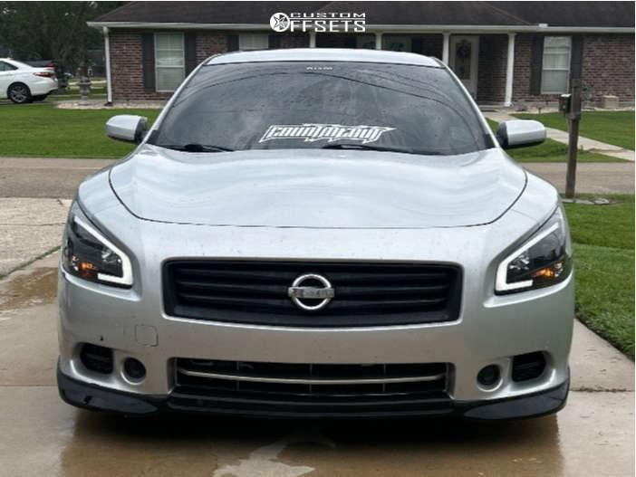 2014 Nissan Maxima with 18x8.5 35 Aodhan Ds07 and 245/45R18 Arroyo ...