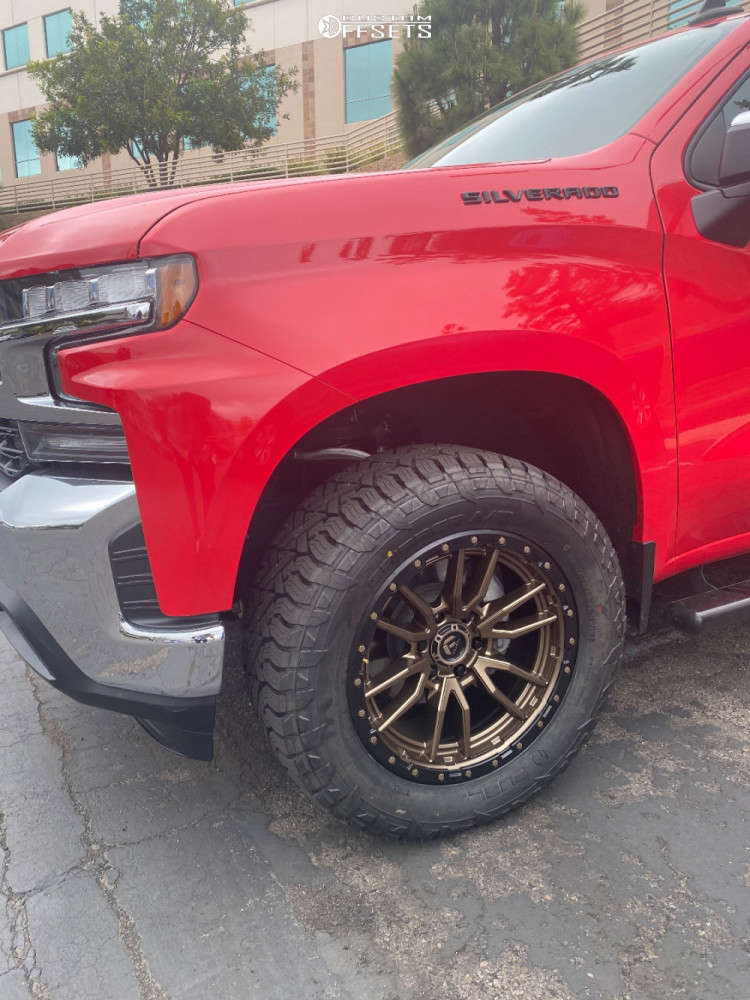 2019 Chevrolet Silverado 1500 with 20x9 1 Fuel Rebel 6 and 305/55R20 ...