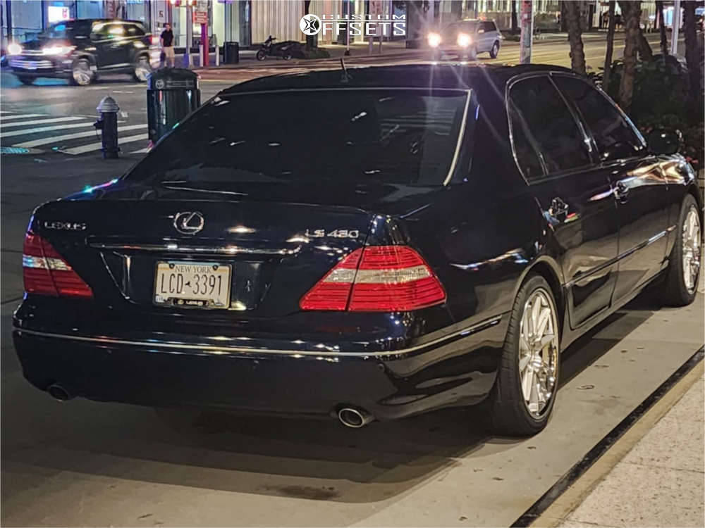 2004 Lexus LS430 with 19x8.5 35 Ferrada Cm2 and 235/40R19 Vercelli ...