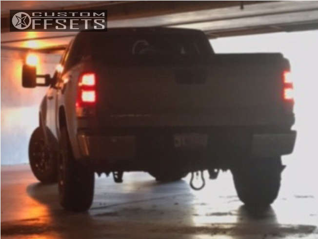 2007 GMC Sierra 1500 with 17x9 -12 Red Dirt Road Thunder and 285/70R17 ...