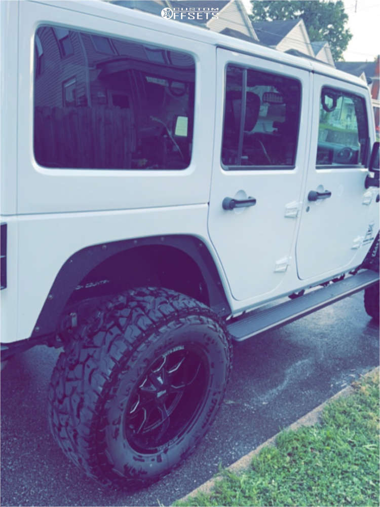 2018 Jeep Wrangler JK with 18x10 -24 Moto Metal Mo970 and 35/12.5R18 ...
