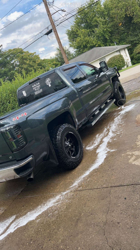 2017 Chevrolet Silverado 1500 with 18x10 -24 Moto Metal MO970 and 275 ...