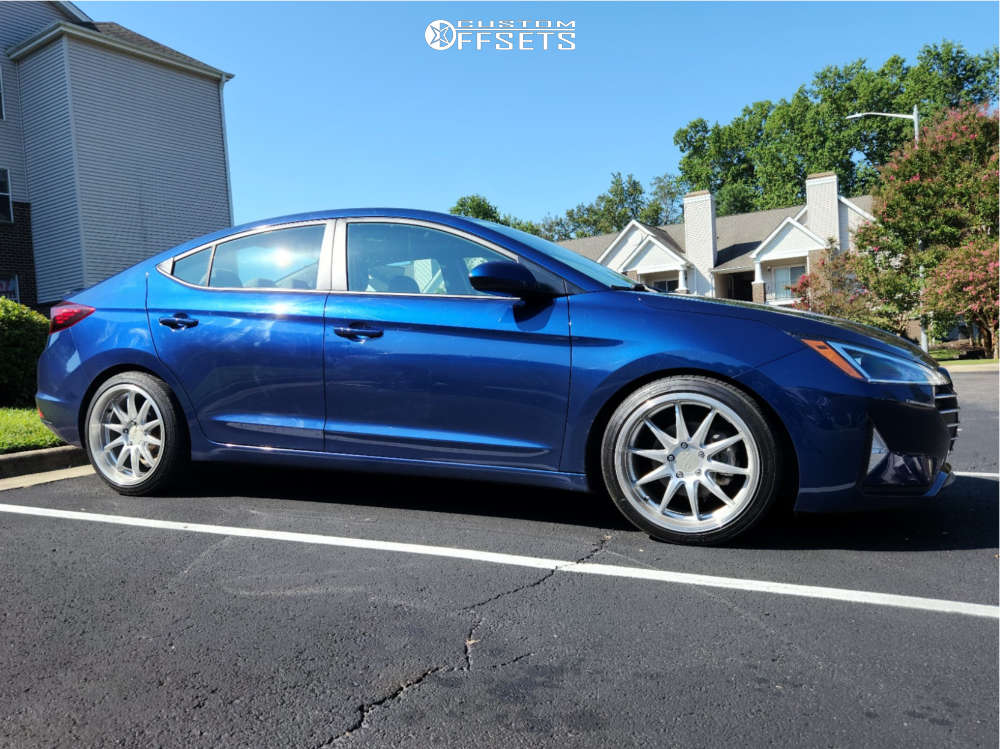 2020 Hyundai Elantra with 18x9 35 XXR 527d and 225/40R18 Toyo Tires ...