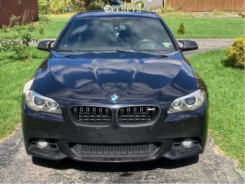 2014 BMW 535i XDrive with 19x8.5 35 XXR 521 and 245/40R19 Goodyear ...