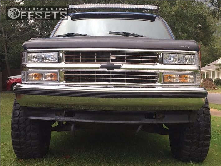 1996 Chevrolet K1500 with 20x10 -24 XD Xd820 and 35/12.5R20 Federal ...