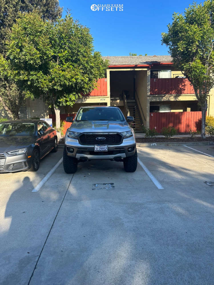 2019 Ford Ranger with 17x8.5 0 Method Mr305 and 285/70R17 Kenda Klever ...