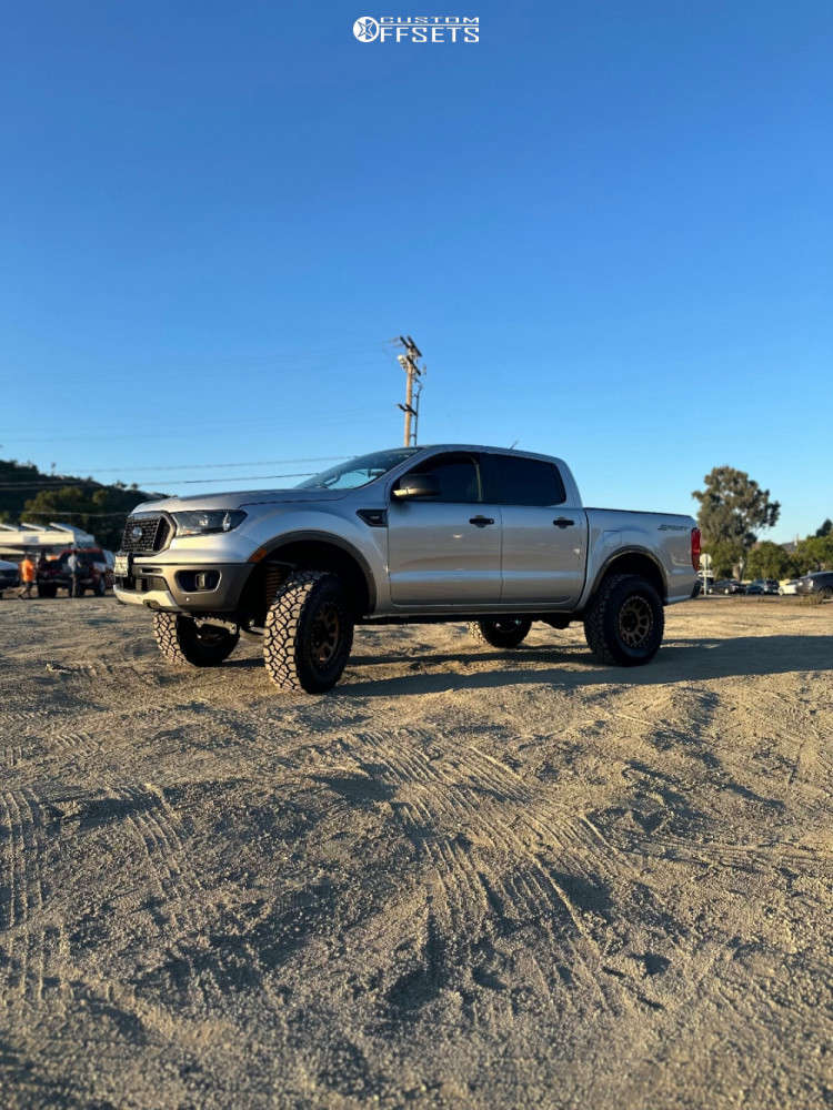 2019 Ford Ranger with 17x8.5 0 Method Mr305 and 285/70R17 Kenda Klever ...