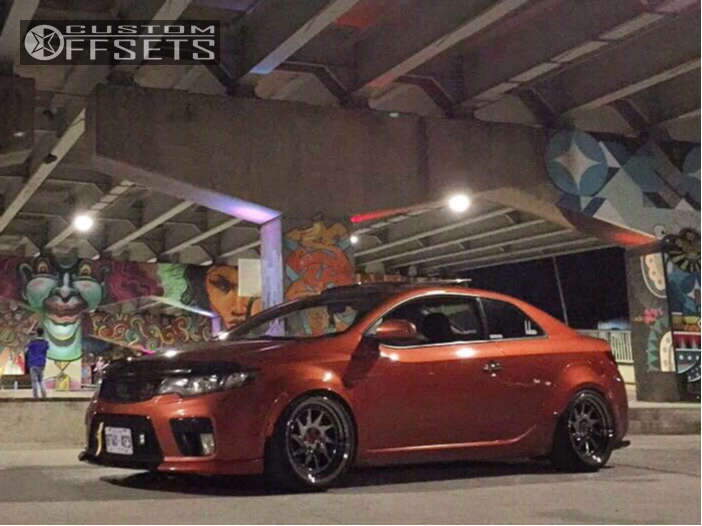 2011 Kia Forte Koup with 18x9.5 30 ESR Sr09 and 235/40R18 Michelin ...