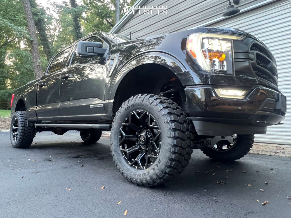 2023 Ford F-150 with 20x10 -19 Revenge Offroad Rv-202 and 35/12.5R20 ...