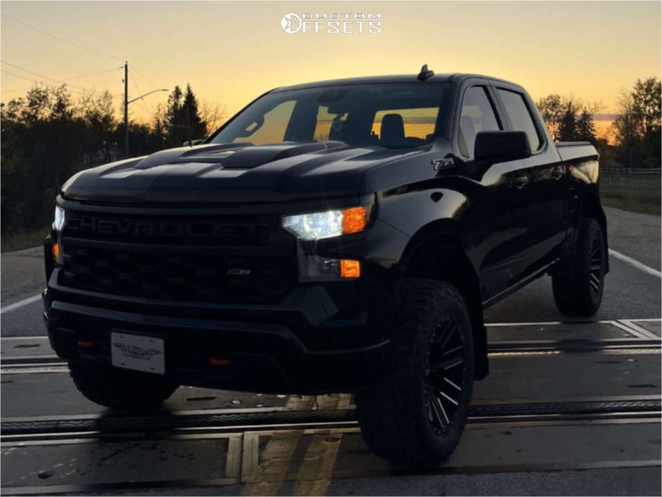 2022 Chevrolet Silverado 1500 with 20x10 -24 Moto Metal Mo978 and 35/12 ...