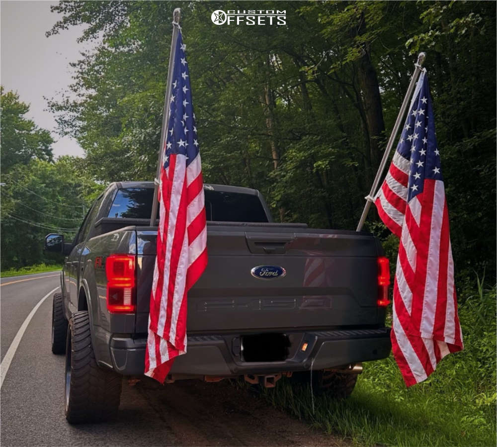 2018 Ford F-150 with 22x12 -44 TIS 544B and 33/12.5R22 AMP Mud Terrain ...