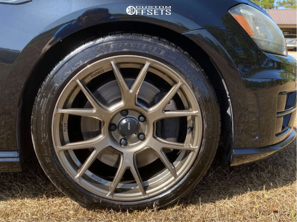 2017 Volkswagen Golf R with 18x8.5 43 Konig Ampliform and 235/40R18 ...