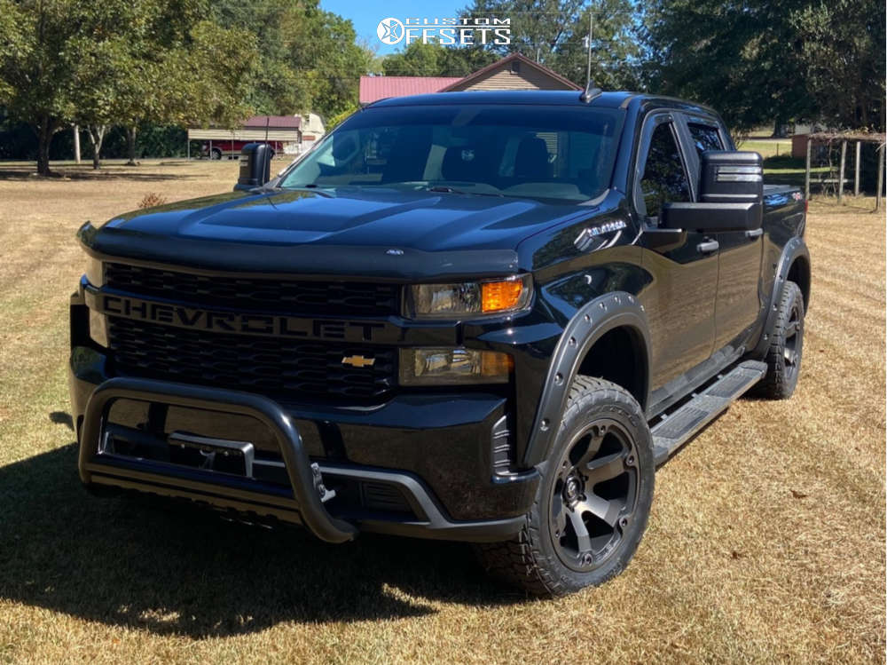 2019 Chevrolet Silverado 1500 with 20x10 -18 Fuel Beast and 285/55R20 ...