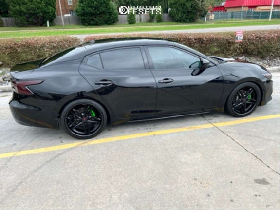 2018 Nissan Maxima with 20x8.5 35 Ferrada Cm1 and 245/35R20 Toyo Tires ...