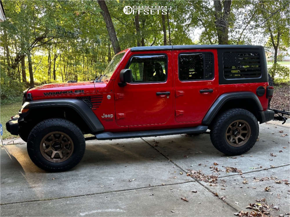 2018 Jeep Wrangler JL with 17x9 -12 Vision Flow and 285/70R17 AMP Pro At and Suspension Lift 2.5 ...