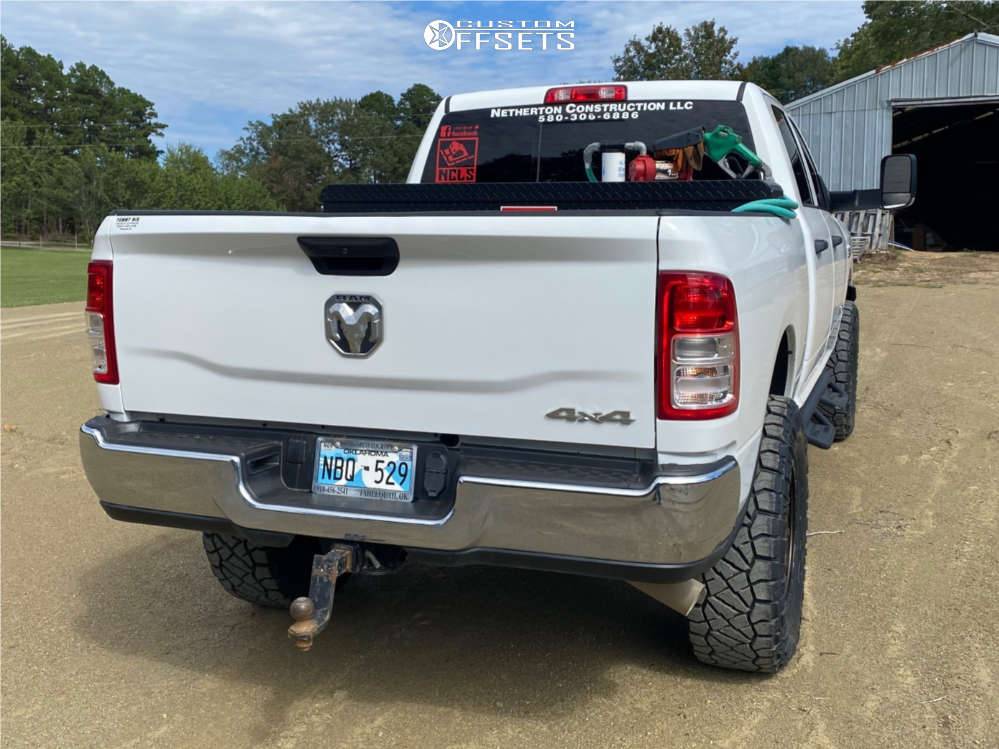 2022 Ram 2500 with 20x9 20 Fuel Covert and 37/12.5R20 Nitto Ridge ...