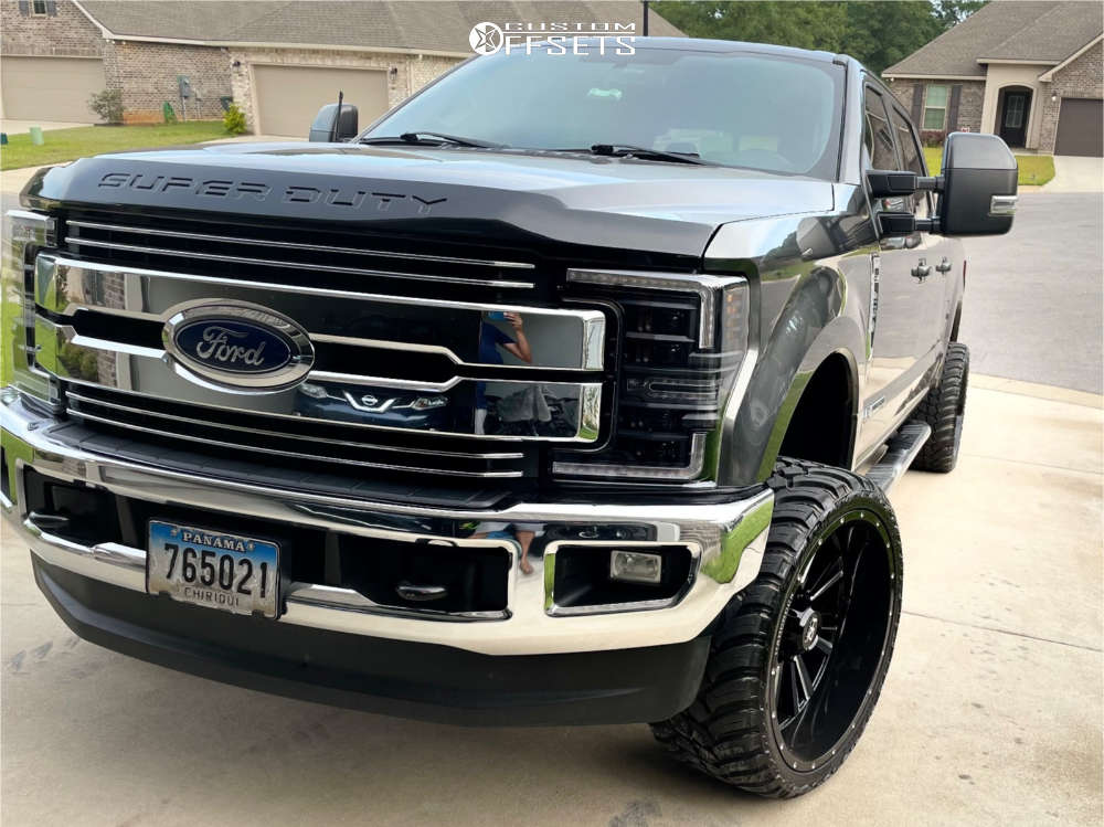 2018 Ford F-250 Super Duty with 24x12 -44 Hardrock Spine Xposed and 33/ ...