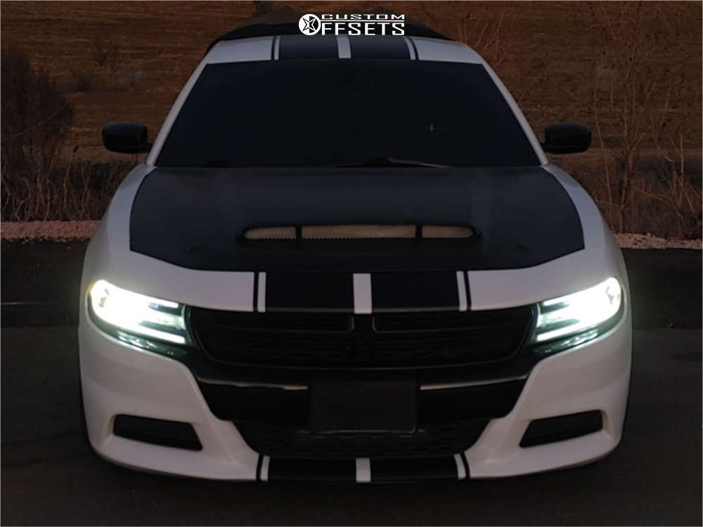 2017 Dodge Charger with 20x9 20 Voxx Replicas Hellcat Widebody 2 and ...