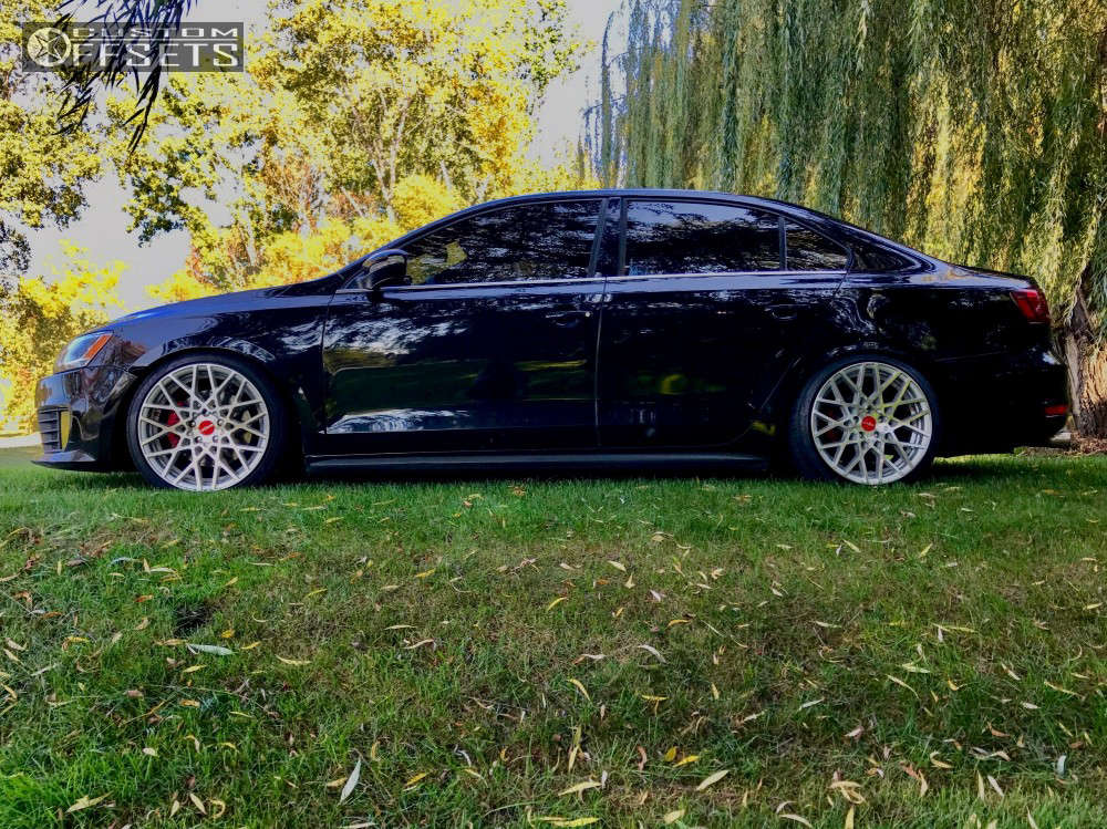 2014 Volkswagen Jetta with 18x9.5 35 Rotiform Blq and 225/40R18 ...