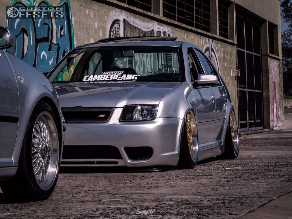 2006 Volkswagen Jetta with 18x8.5 45 Rotiform and 215/40R18 Hankook ...