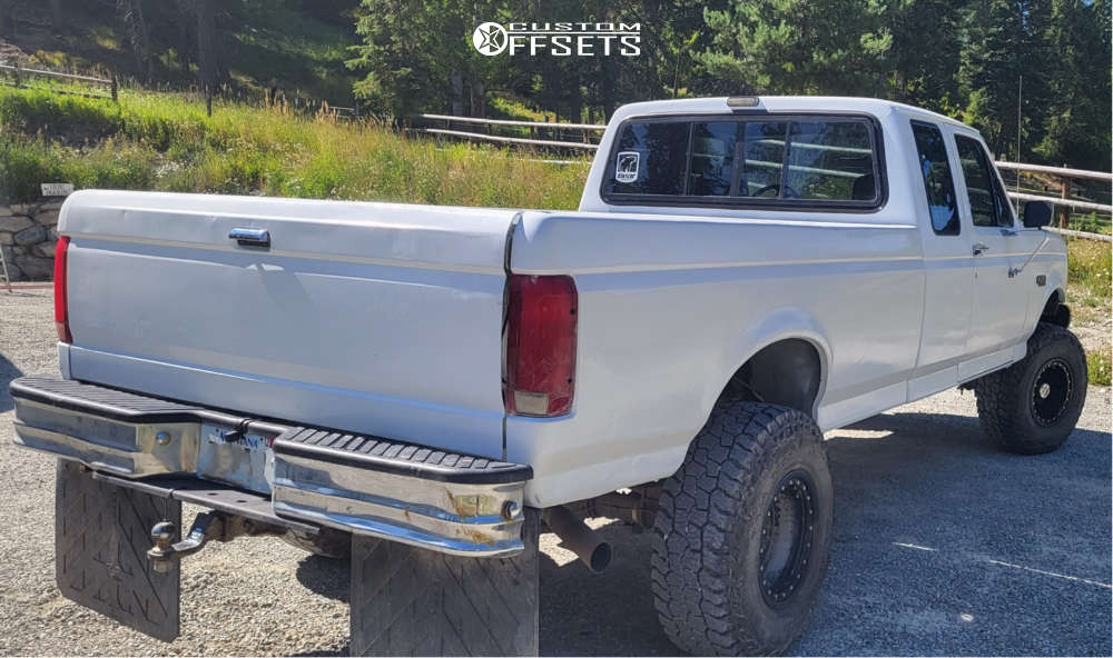 1993 Ford F-250 with 16x10 -38 Pro Comp Series 252 and 285/75R16 Mickey ...
