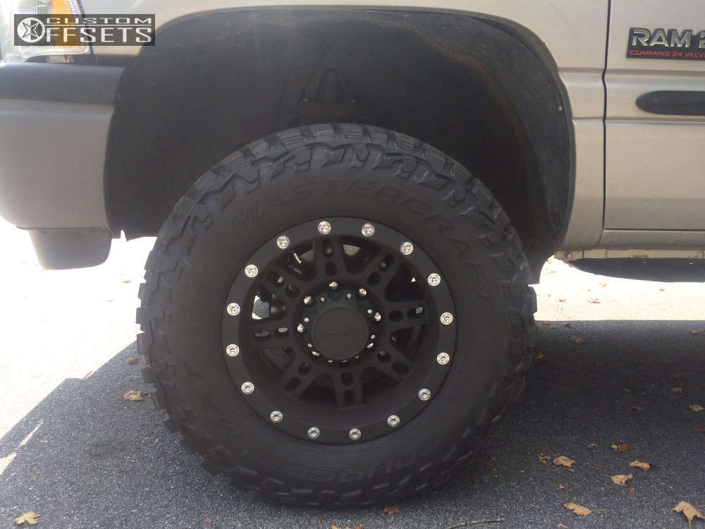 1999 Dodge Ram 2500 with 17x9 -6 Pro Comp Series 31 and 285/70R17 ...