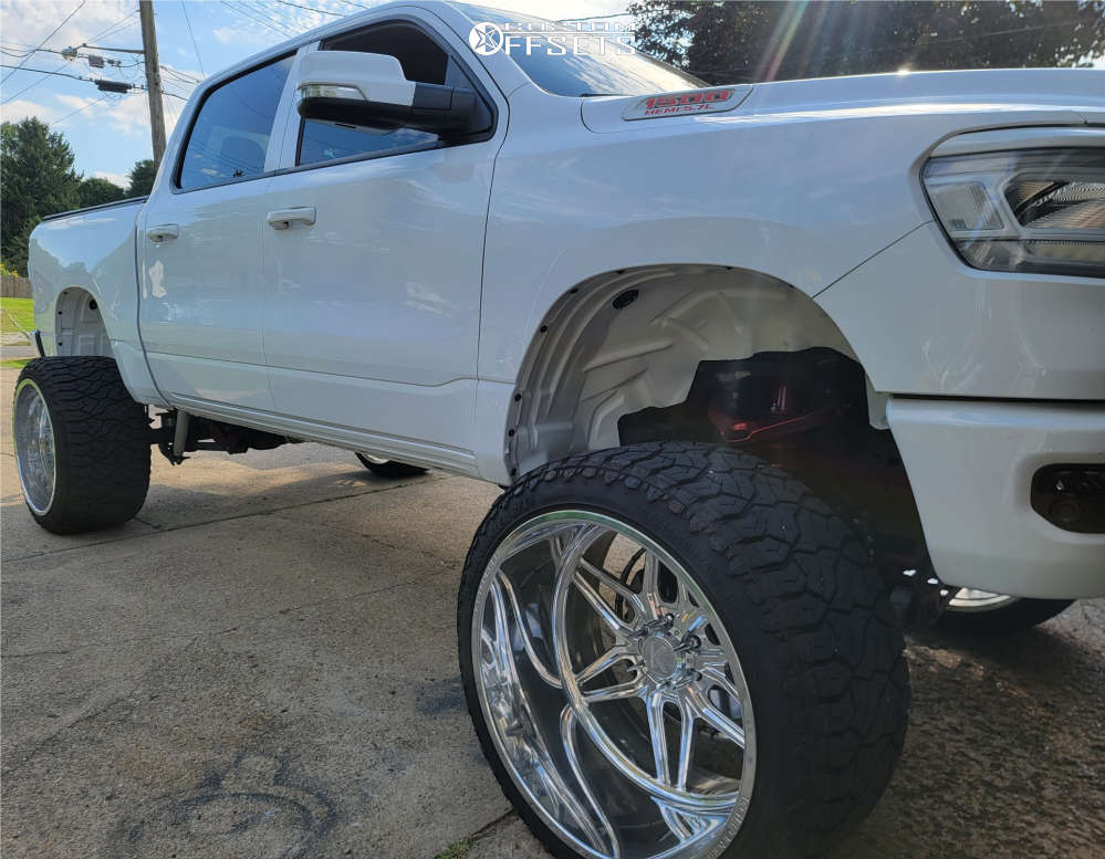 2019 Ram 1500 with 26x16 -101 KG1 Forged Aristo and 37/15.5R26 Venom ...