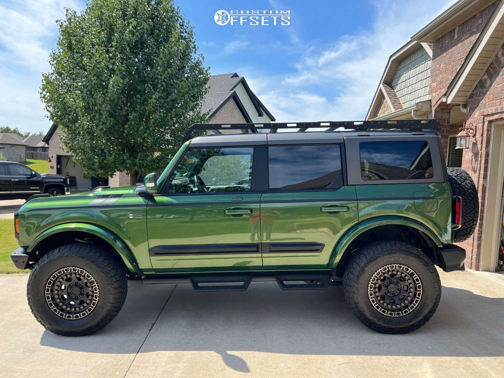 2022 Ford Bronco with 18x9 Black Rhino Carbine and 295/70R18 Nitto ...